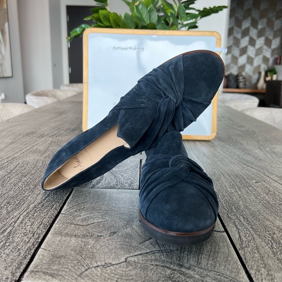 Amalfi | Shoes | Amalfi By Ranconi Firenze Made In Italy Size 2m Sueded ...